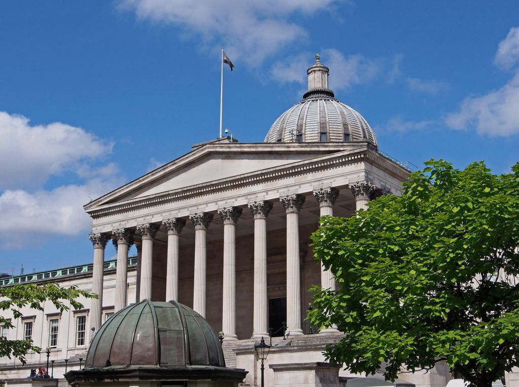 Best Universities in London 2025 | StudentCrowd