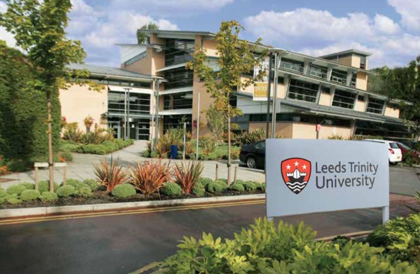 What’s It Like to Study in Leeds? Real Student Reviews – StudentCrowd ...