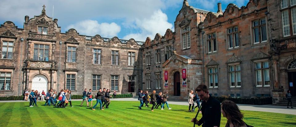Best Universities in Scotland 2025 | StudentCrowd