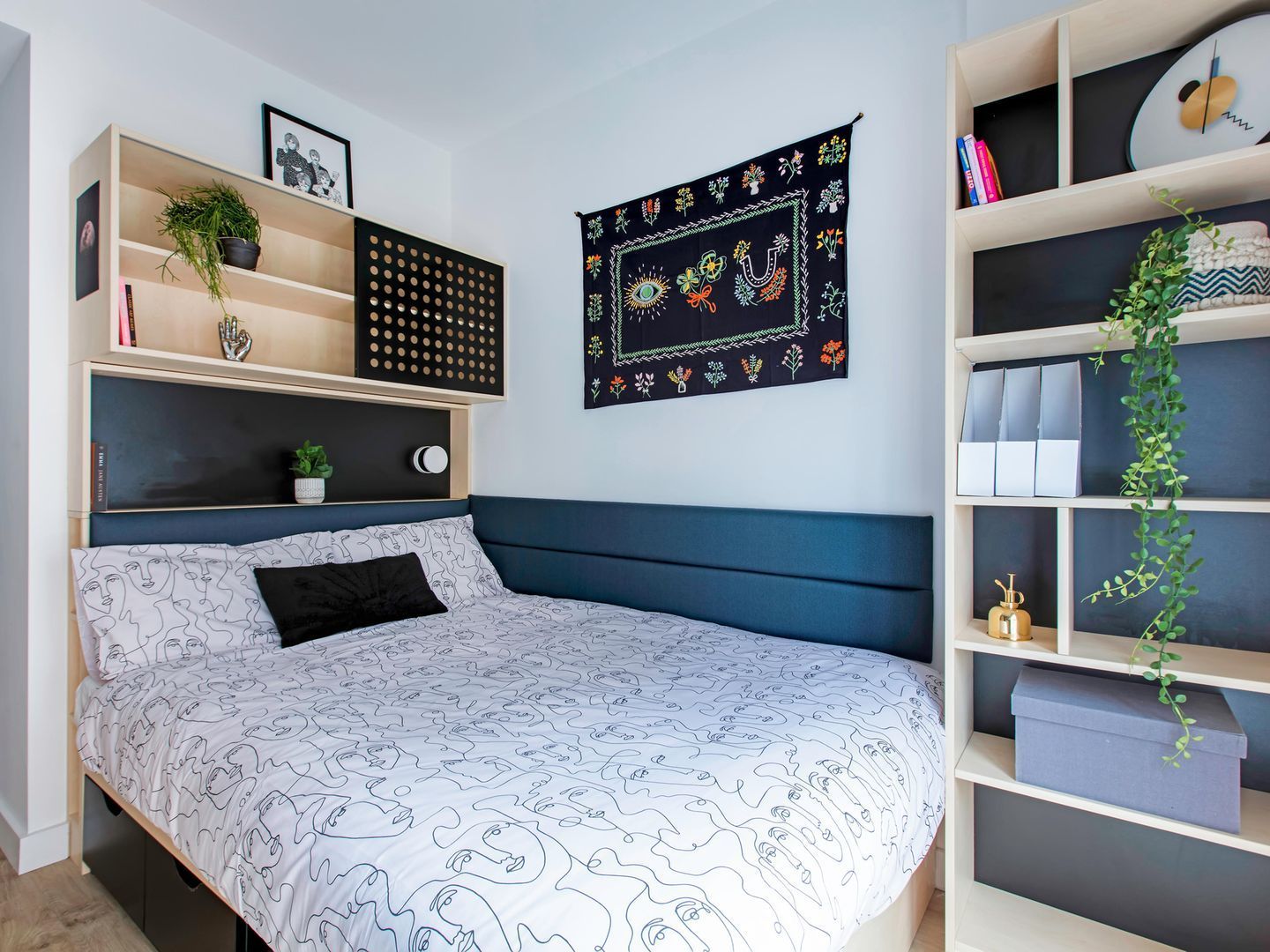 Goldsmith Hall, Dublin - 0 Reviews by Students