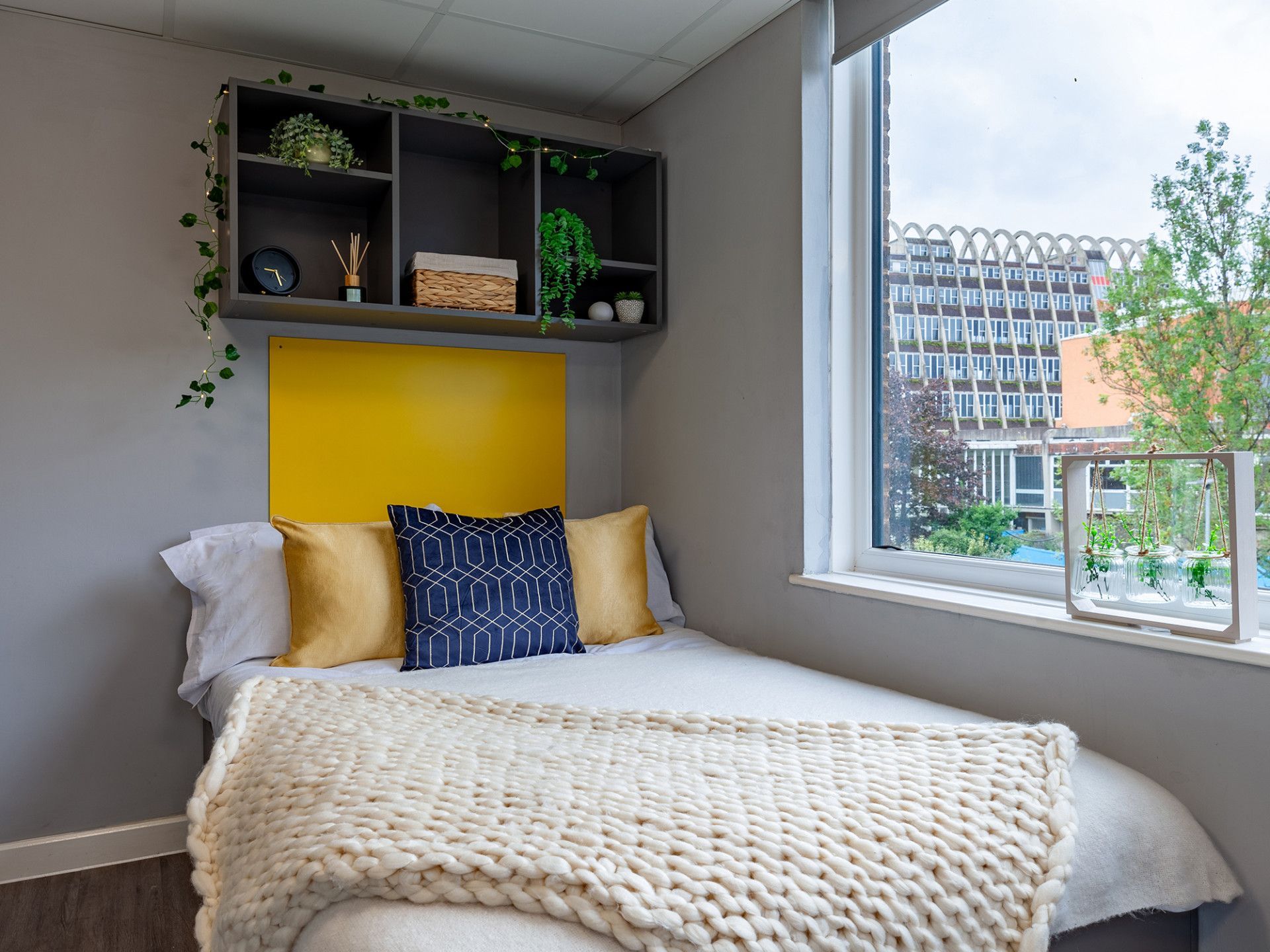 Allen Court Manchester - Request to Reserve for Free 44 Student Reviews ...