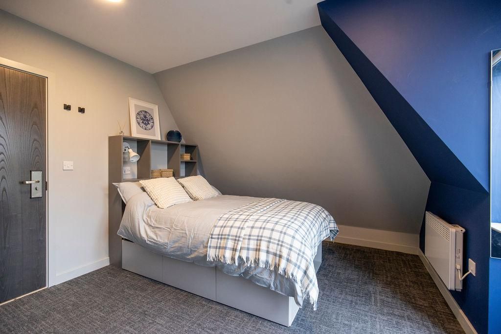 Ash Grove Court Guildford - Request to Reserve for Free 19 Student ...