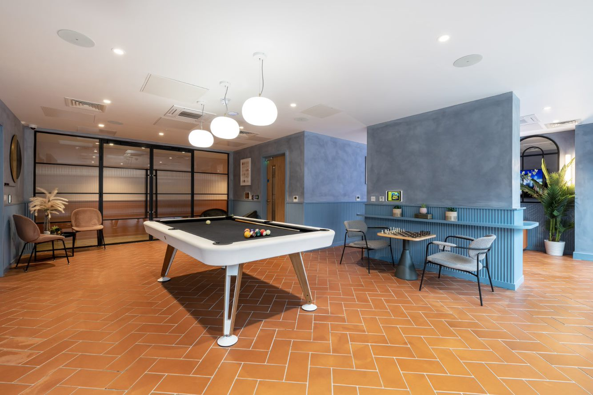 Aster House Belfast - 49 Verified student reviews