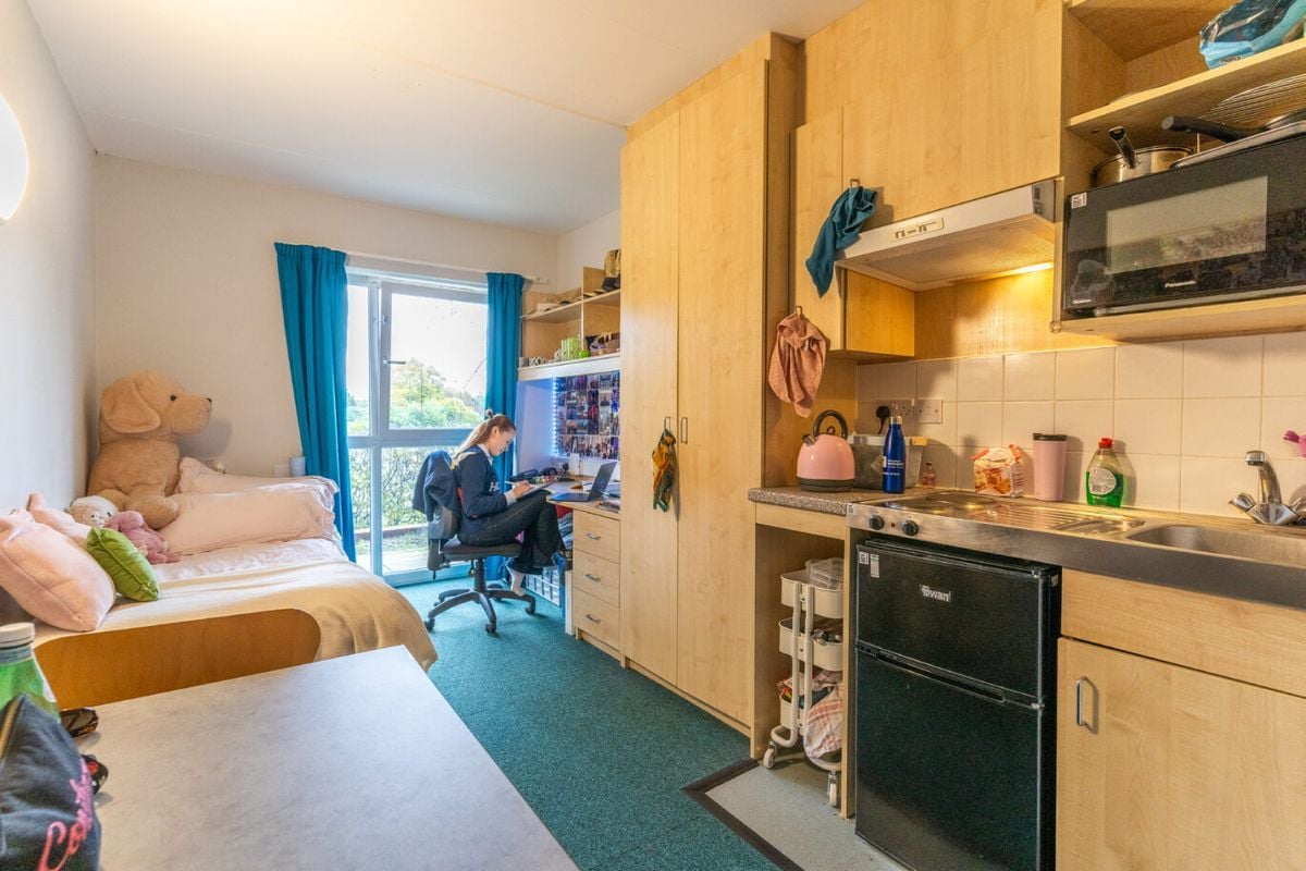 Broadgate Park Nottingham - 204 Verified student reviews