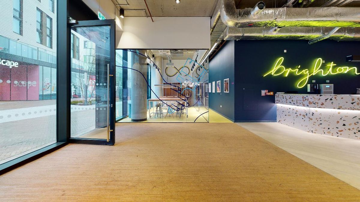 iQ Brighton, Brighton Reviews by Students