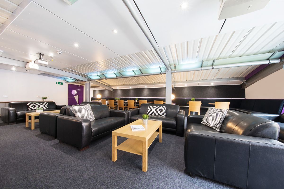 Clarence Dock Village, Leeds - 153 Reviews by Students
