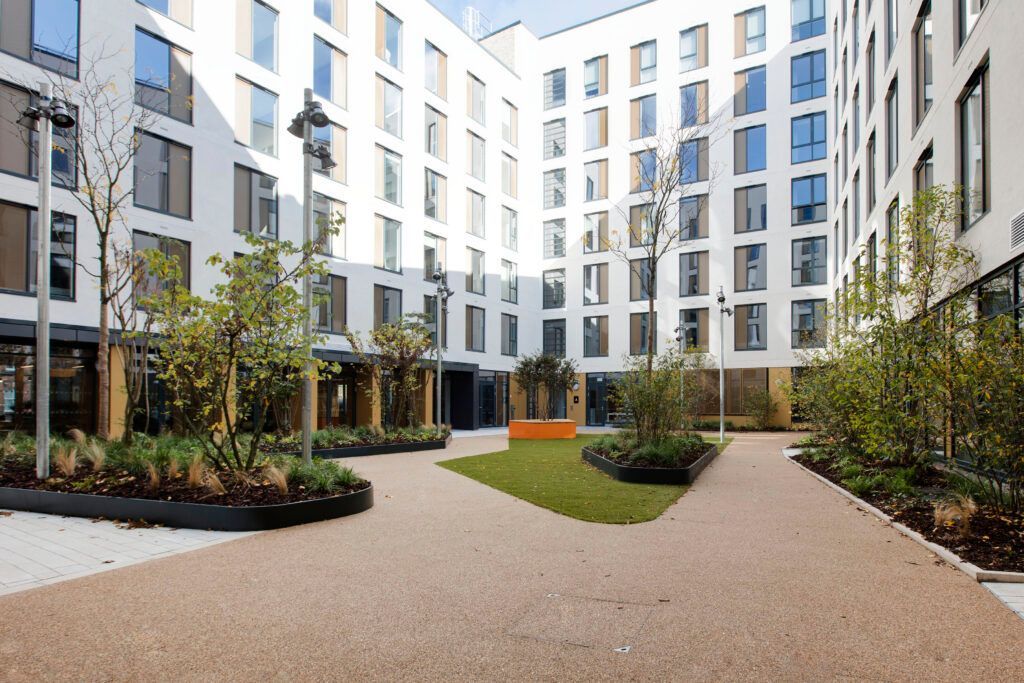 Cork Street, Dublin Reviews by Students