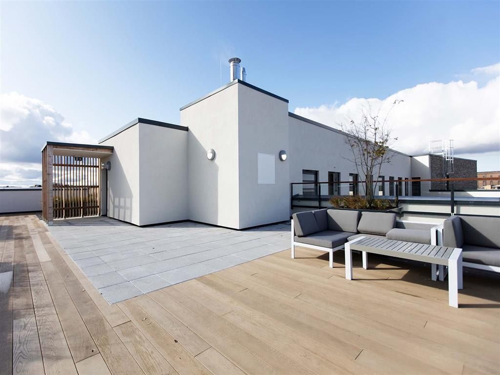 Cork Street, Dublin Reviews by Students