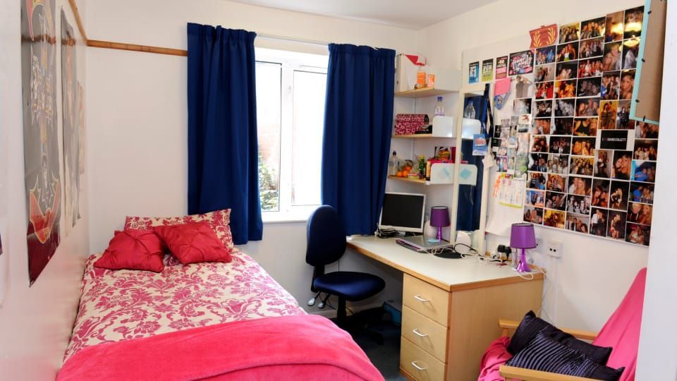 David Collett Loughborough - 49 Verified student reviews