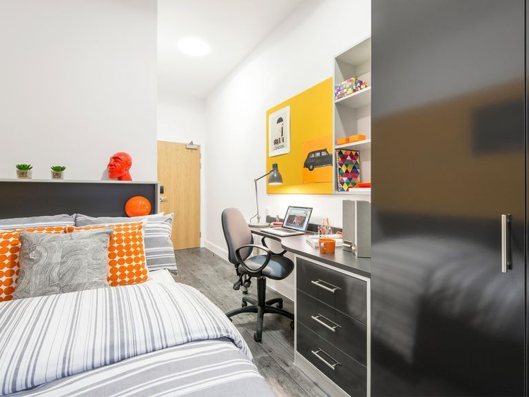 Depot Point, North London - 19 Reviews by Students