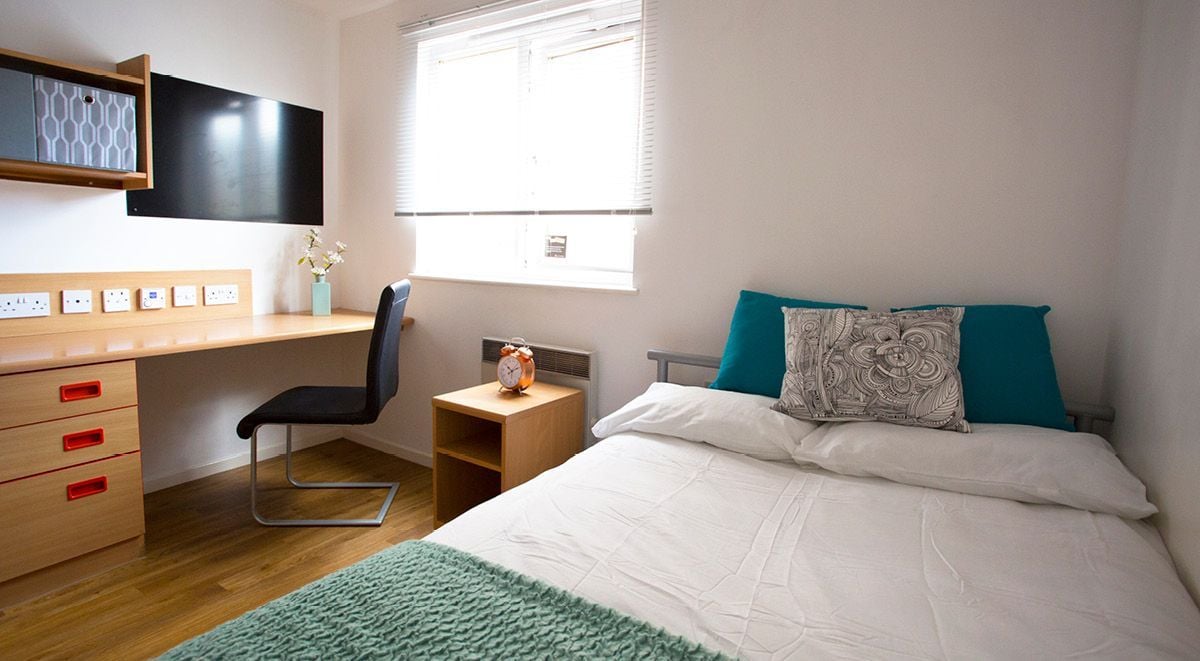 Firhill Court, Glasgow - 44 Reviews by Students