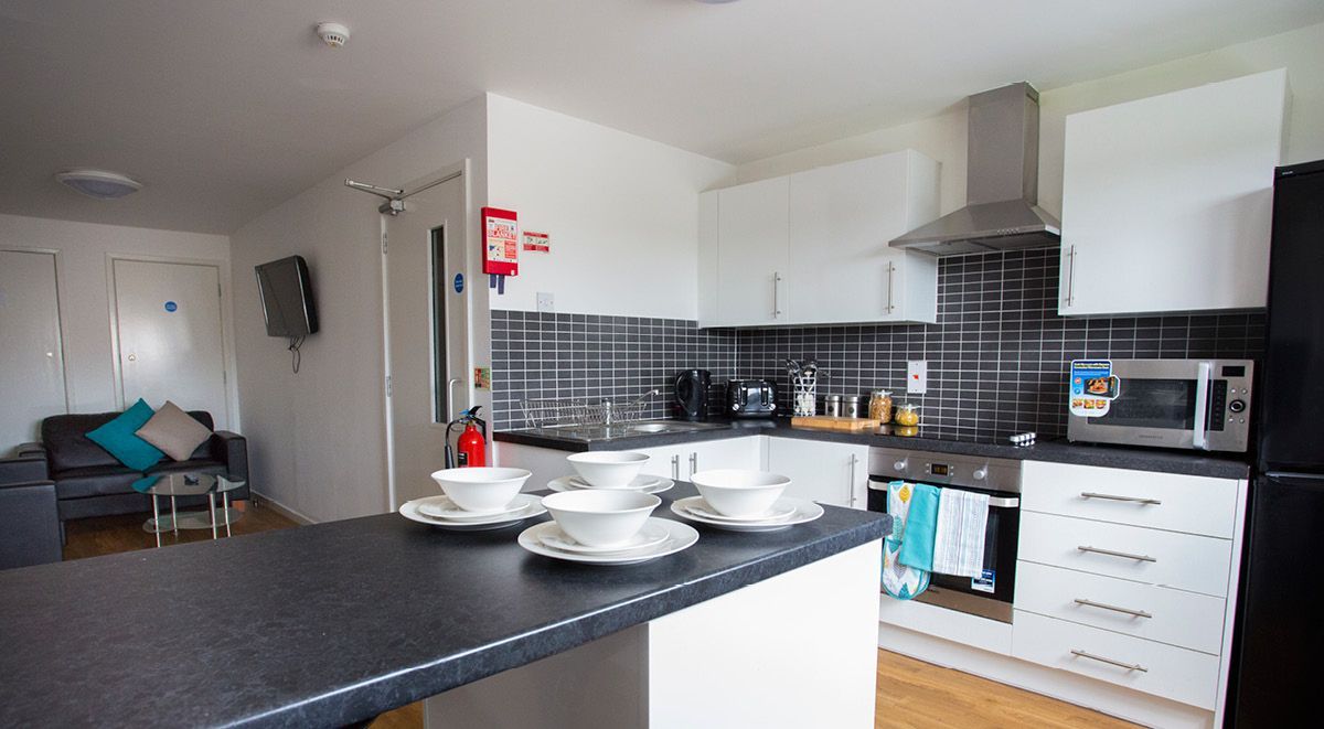 Firhill Court, Glasgow - 44 Reviews by Students