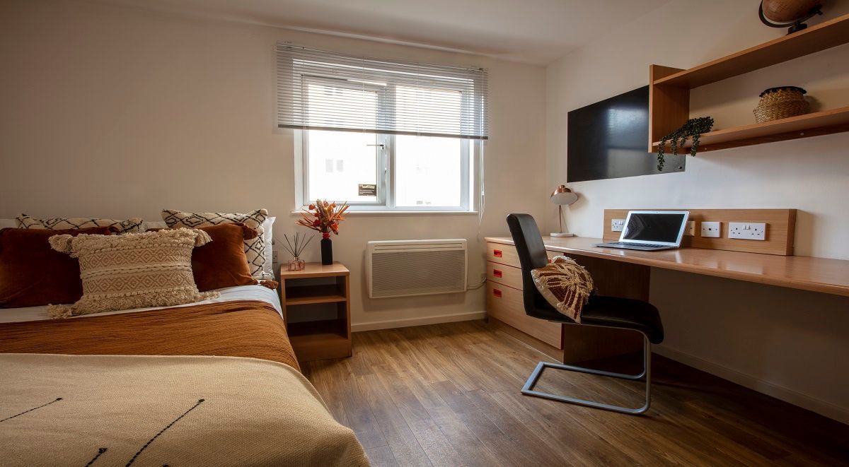 Firhill Court, Glasgow - 104 Reviews by Students