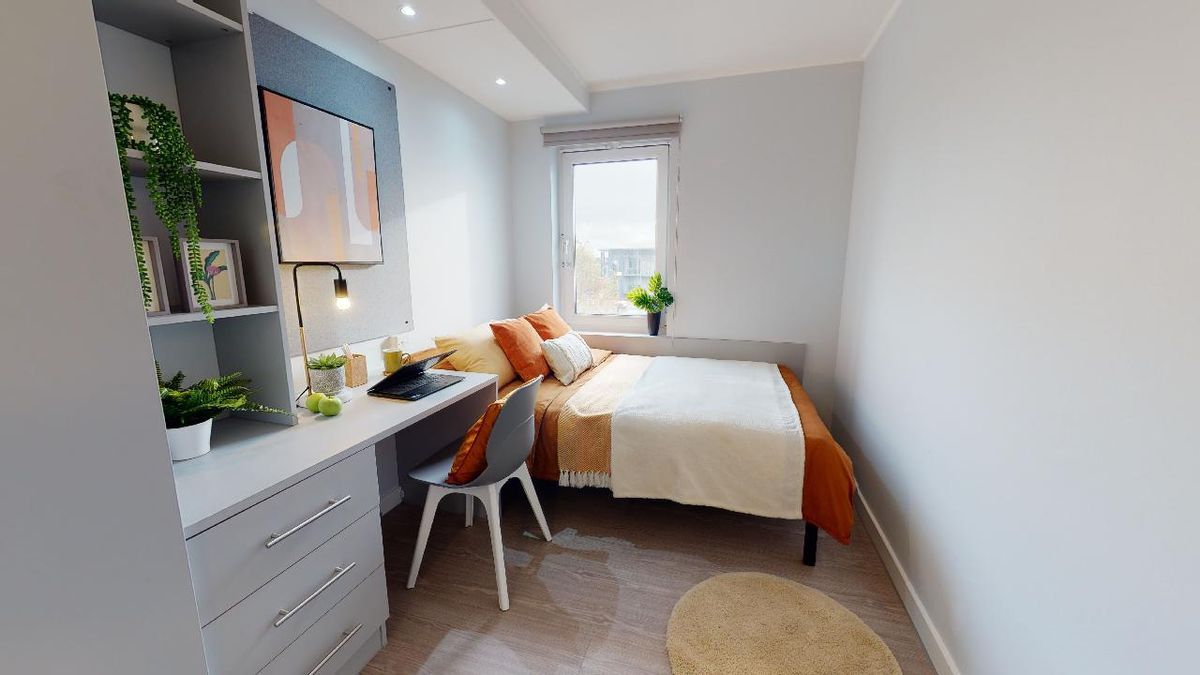 iQ Broderick House Birmingham Verified student reviews