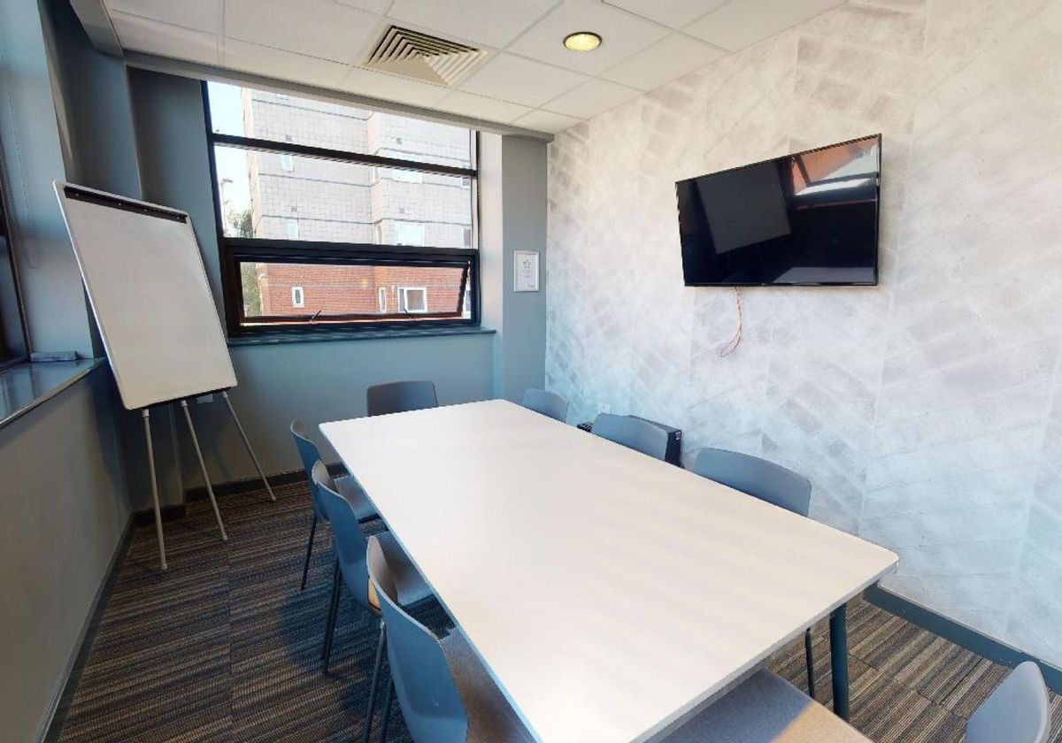 iQ Pavilions, Lincoln - 60 Reviews by Students