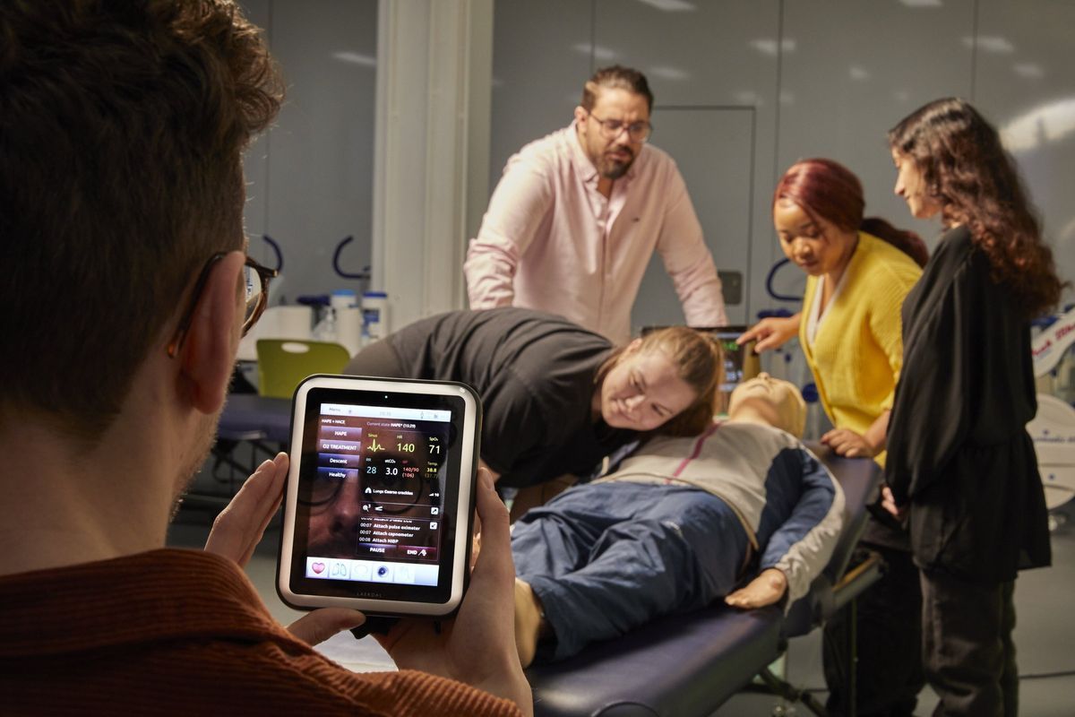 Manchester Metropolitan University: Reviews, Acceptance Rate, Ratings ...