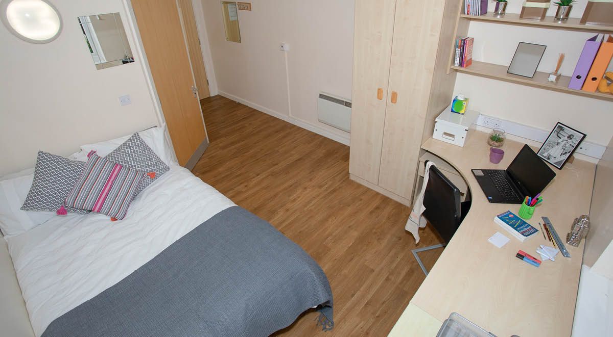 Park View, Manchester - 36 Reviews by Students