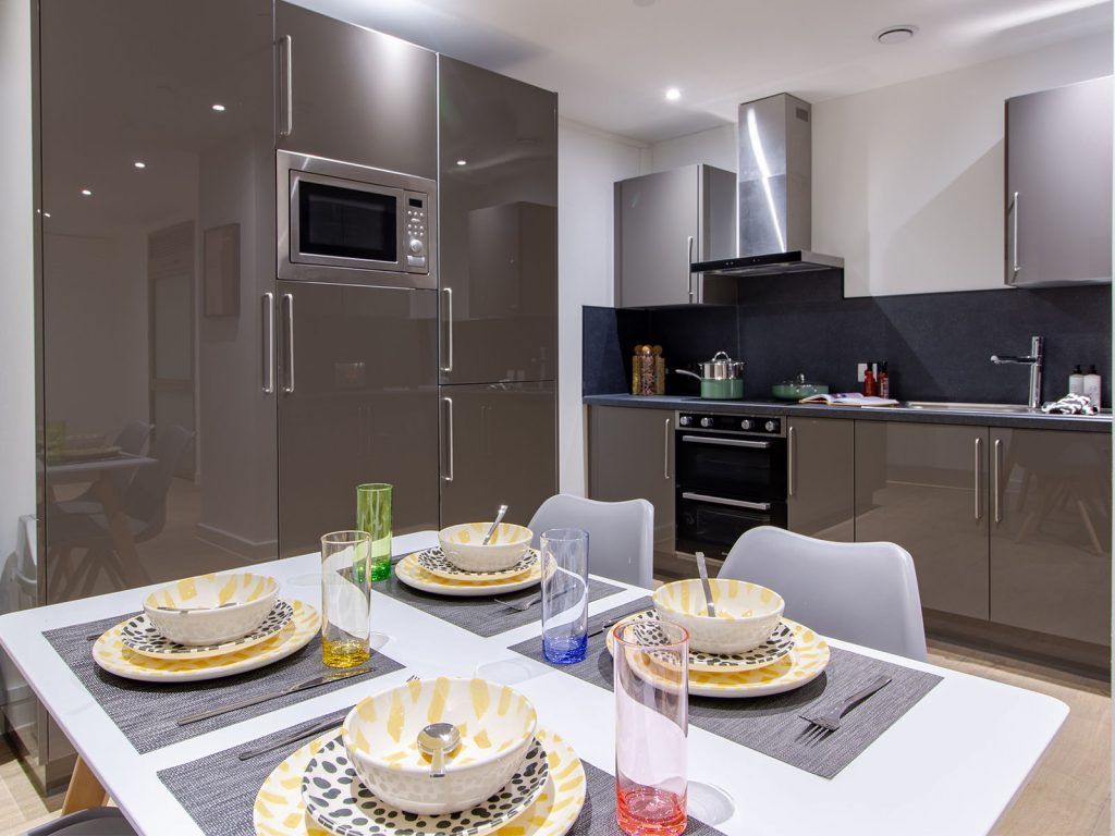 Pavilion Point, Brighton - 10 Reviews by Students