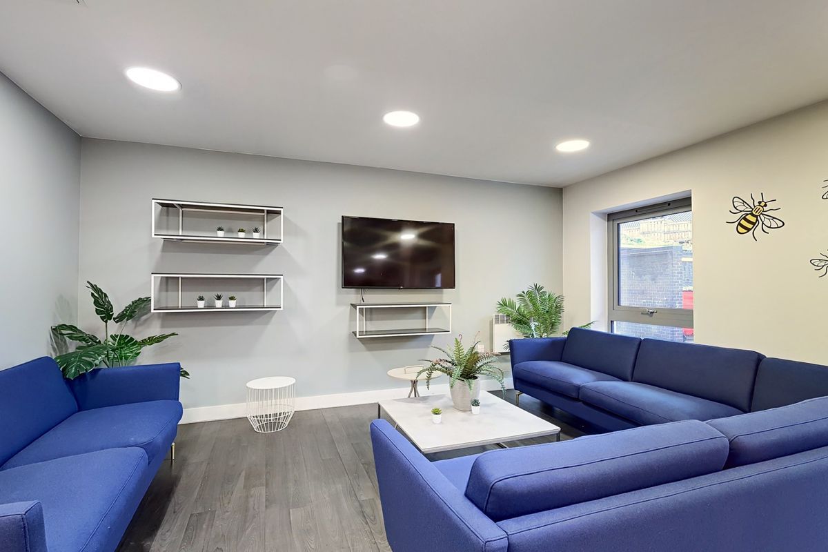 Ropemaker Court Manchester - 54 Verified student reviews