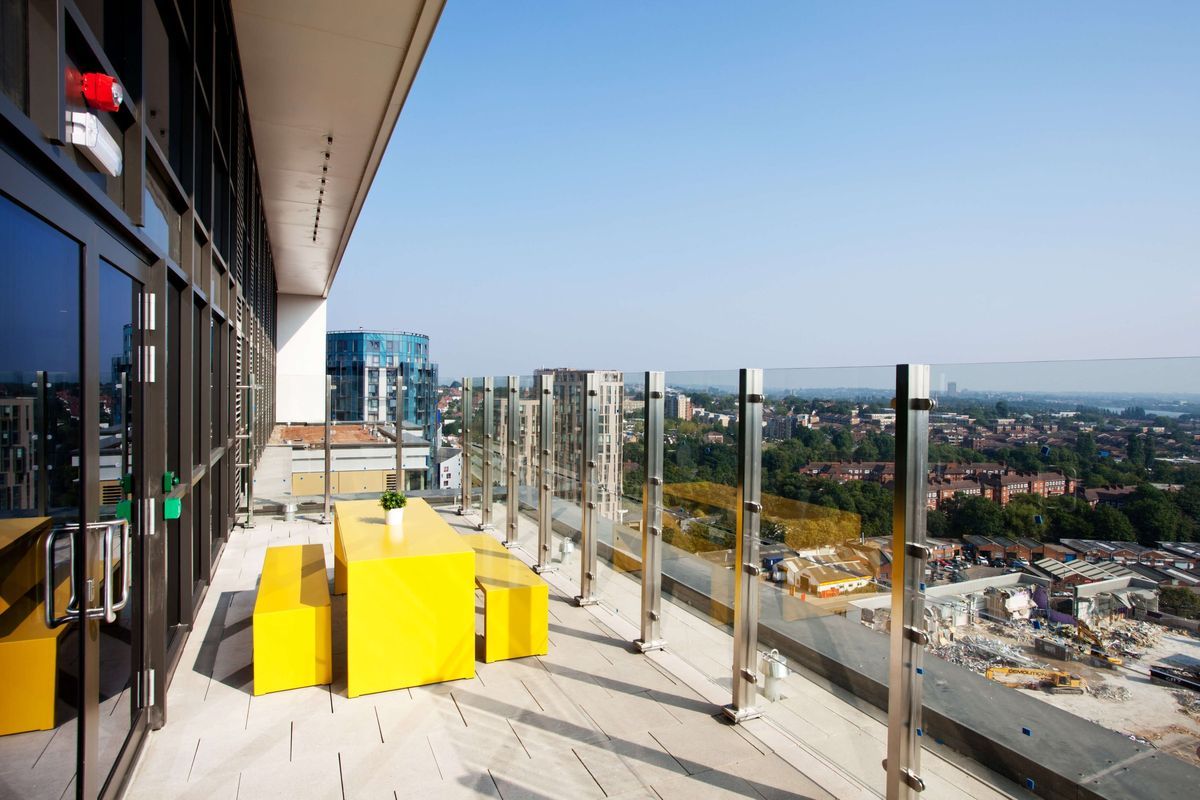 Olympic Way, North London - 13 Reviews by Students