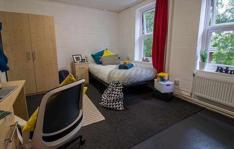 Wood Green Hall North London - 16 Verified student reviews