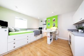 Adam Street Gardens, Cardiff - 36 Reviews by Students