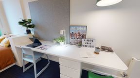 iQ Brighton, Brighton Reviews by Students