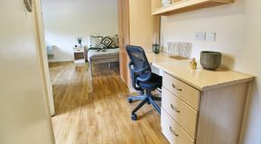 Manchester Court Manchester - 17 Verified student reviews