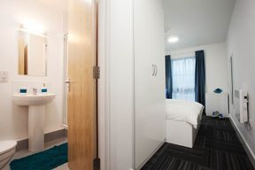 Ropemaker Court Manchester - 54 Verified student reviews