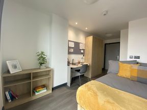 Swanston House Belfast - 157 Verified student reviews