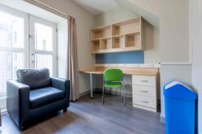 Old Fire Station Aberdeen - 123 Verified student reviews