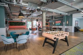 The West Wing Cardiff - 210 Verified student reviews