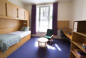 Pearse Street Dublin - 0 Student Reviews | StudentCrowd