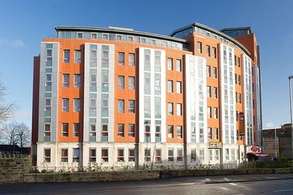 Eldon Court, Leeds - 3 Reviews by Students