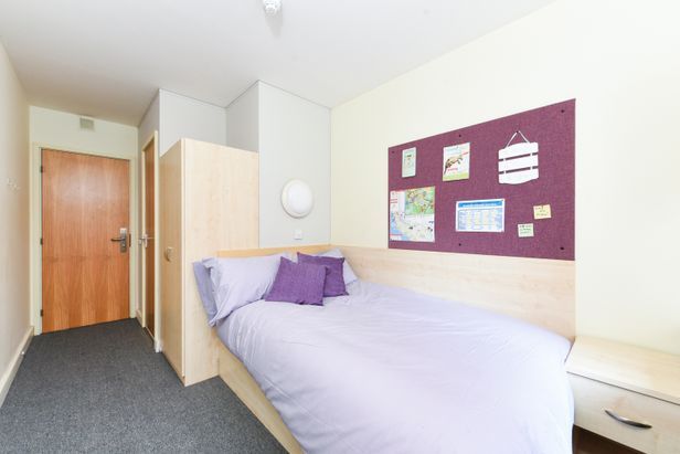 Apollo Court Liverpool - 247 Verified student reviews
