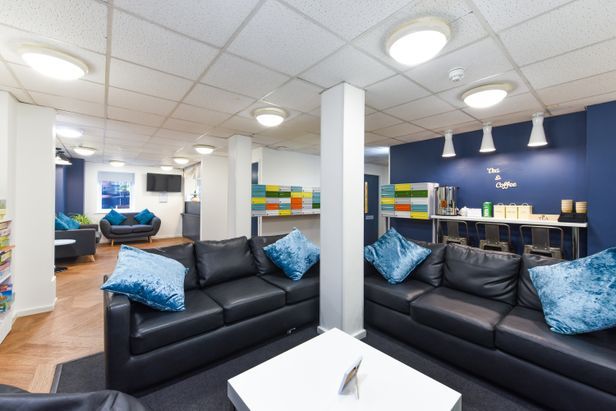 Apollo Court Liverpool - 226 Verified student reviews