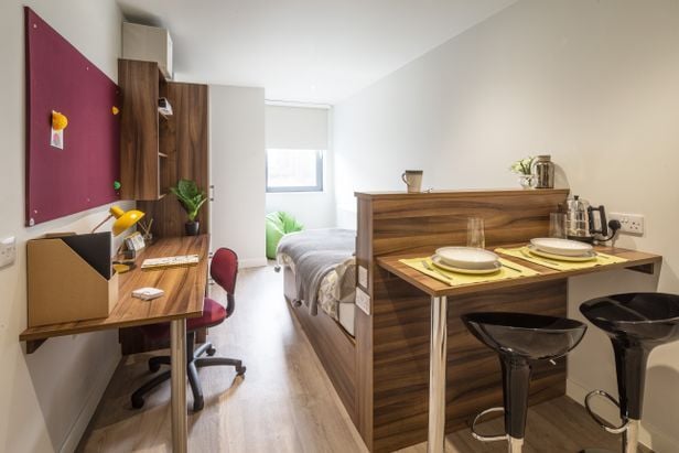 Central Studios, Reading - 13 Reviews by Students