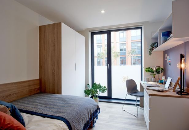 Eden Square Coventry - 72 Verified student reviews