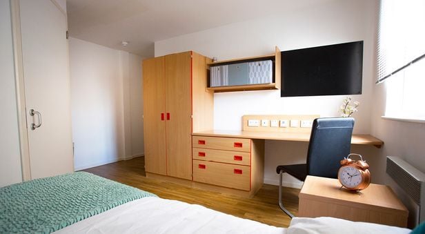 Firhill Court, Glasgow - 44 Reviews by Students