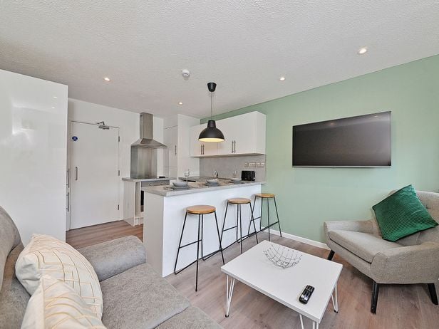 Manchester Court Manchester - 17 Verified student reviews