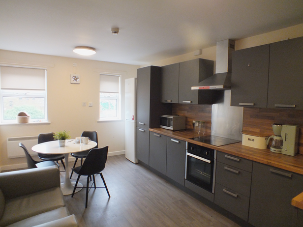 Myrtle Court Liverpool - 127 Verified student reviews