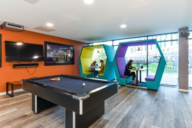 Nottingham Two, Nottingham - 81 Reviews by Students