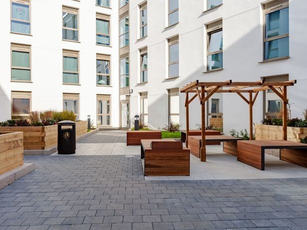 Pavilion Point Brighton - 21 Verified student reviews