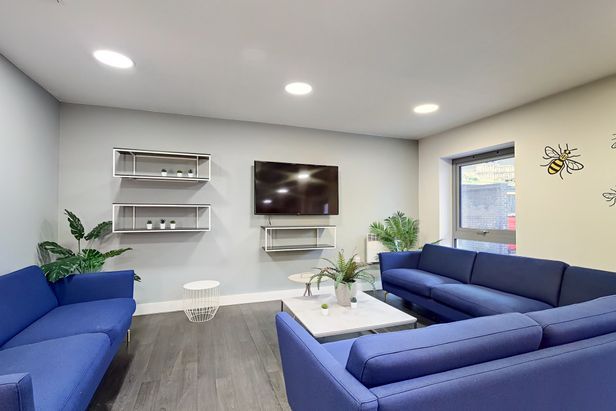 Ropemaker Court Manchester - 54 Verified student reviews