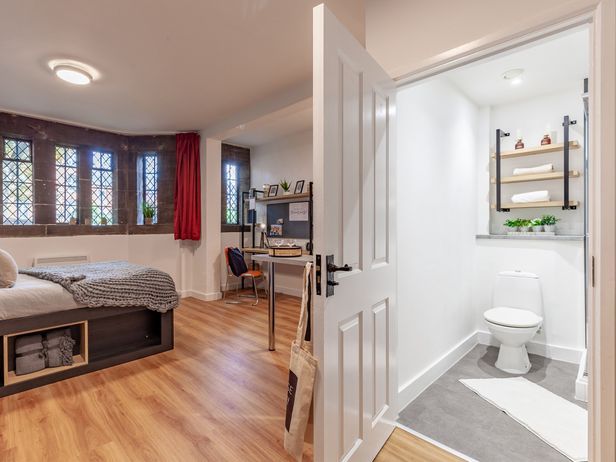 The Priory, Leeds Reviews by Students