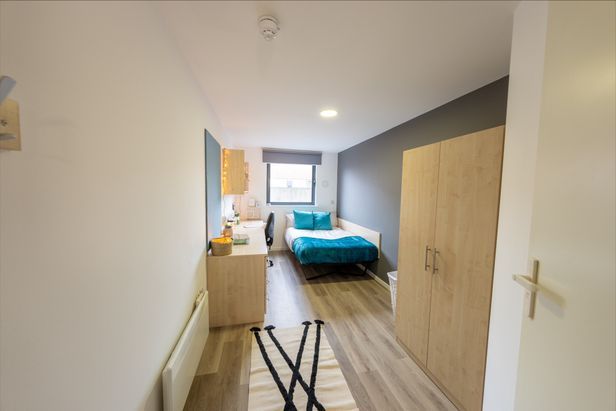 Trinity Square Nottingham - 156 Verified student reviews