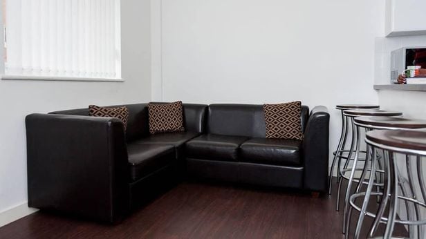 Walker Street Preston - 17 Verified student reviews