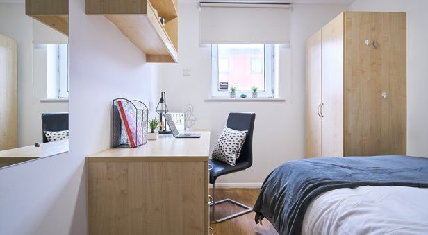 Manchester House Manchester - 19 Student Reviews | StudentCrowd