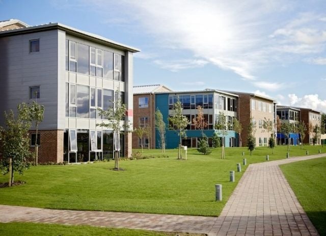 Edge Hill University Halls & Accommodation Reviews | StudentCrowd
