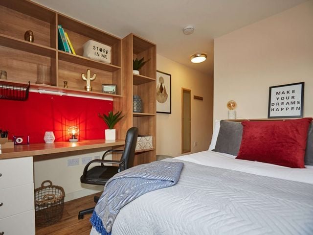 Student Accommodation in University of Chester – Compare, Review ...